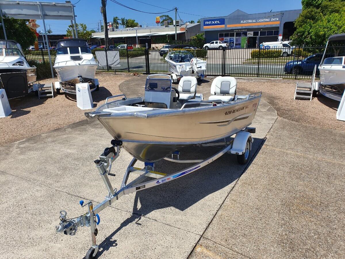 New Quintrex 420 Renegade TS - Caloundra Marine Boats & Services
