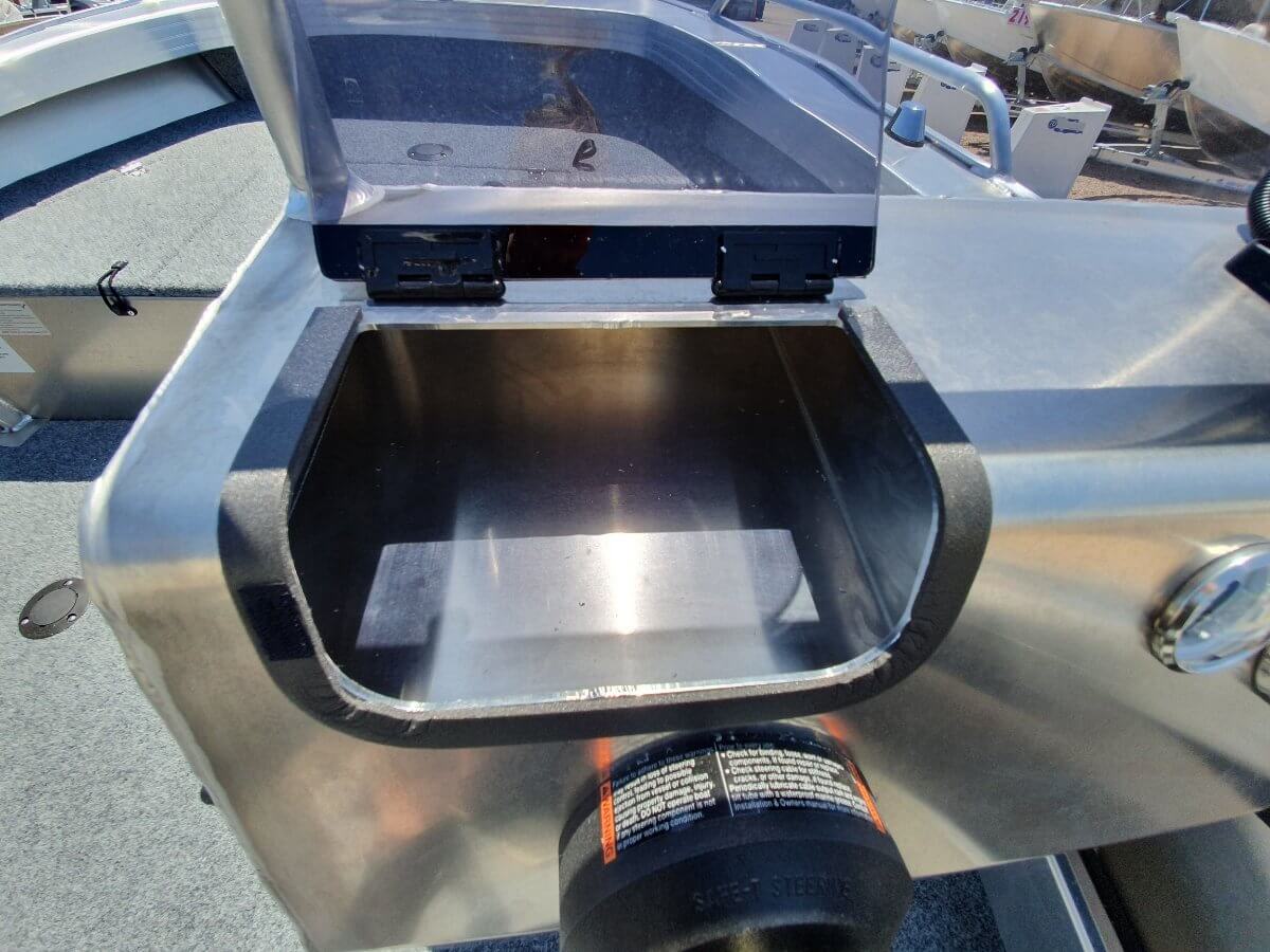 New Quintrex 420 Renegade TS - Caloundra Marine Boats & Services